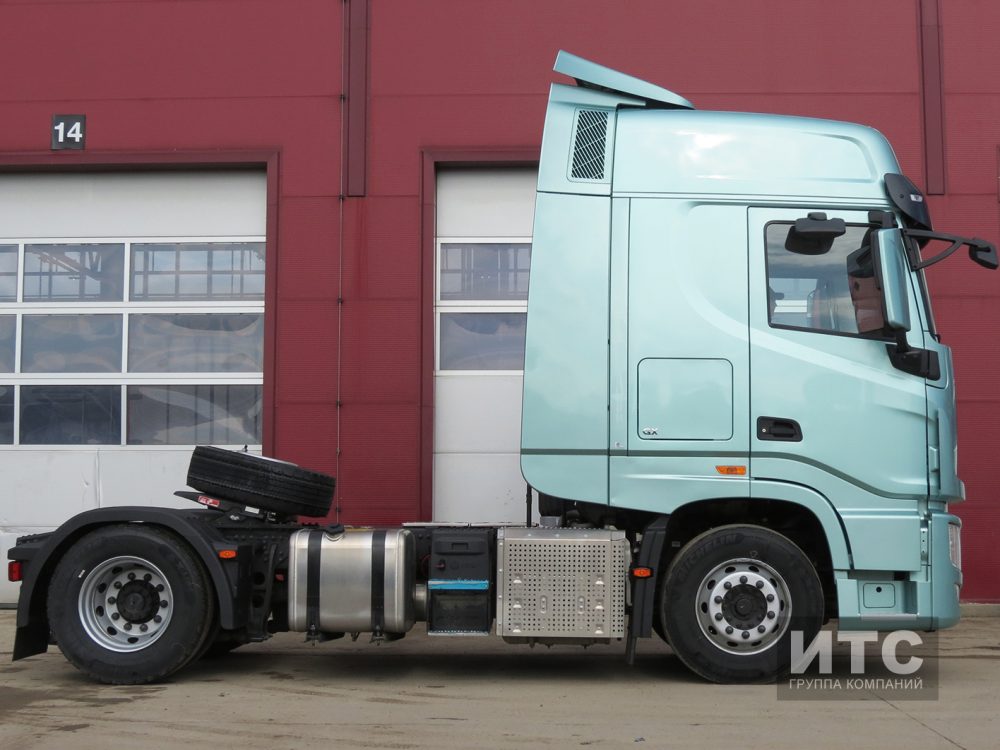 Тягач DongFeng GX DFH4180 4x2